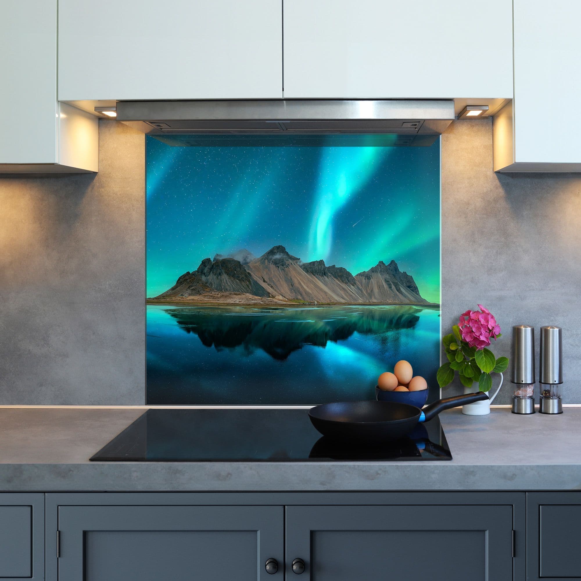 Northern lights kitchen glass splashback - Heat resistant 6mm toughened ...